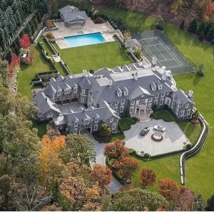 Howard Stern House: 5 Stunning Mansions Worth $300M Revealed